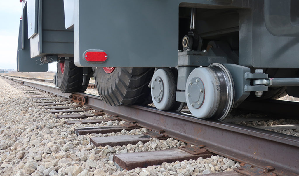 ZX SERIES - BOSS RCM - Mobile Railcar Movers for Sale | BOSS RCM